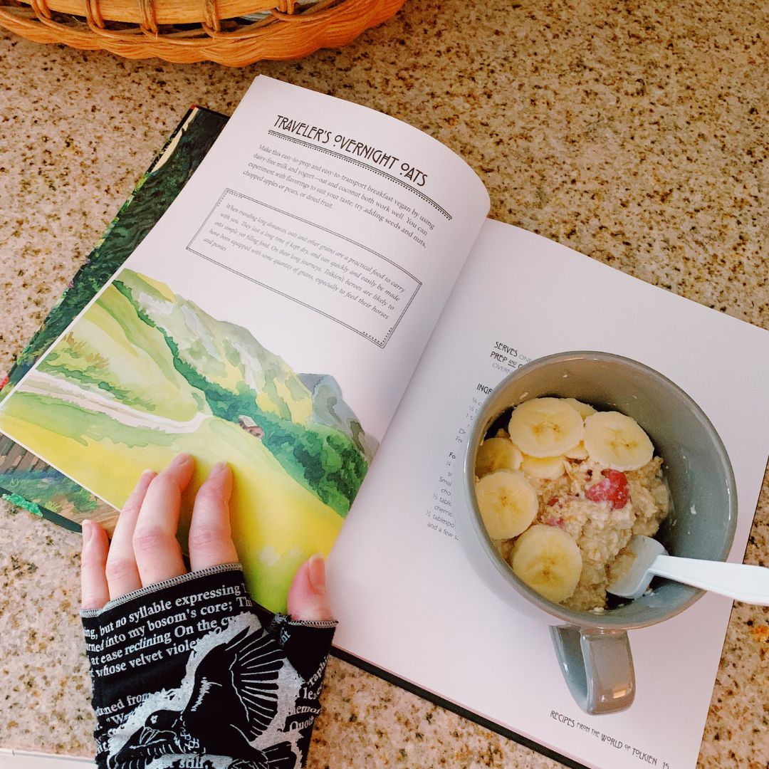 Recipes from the World of Tolkien Cookbook | 9781645174424 - Storiarts